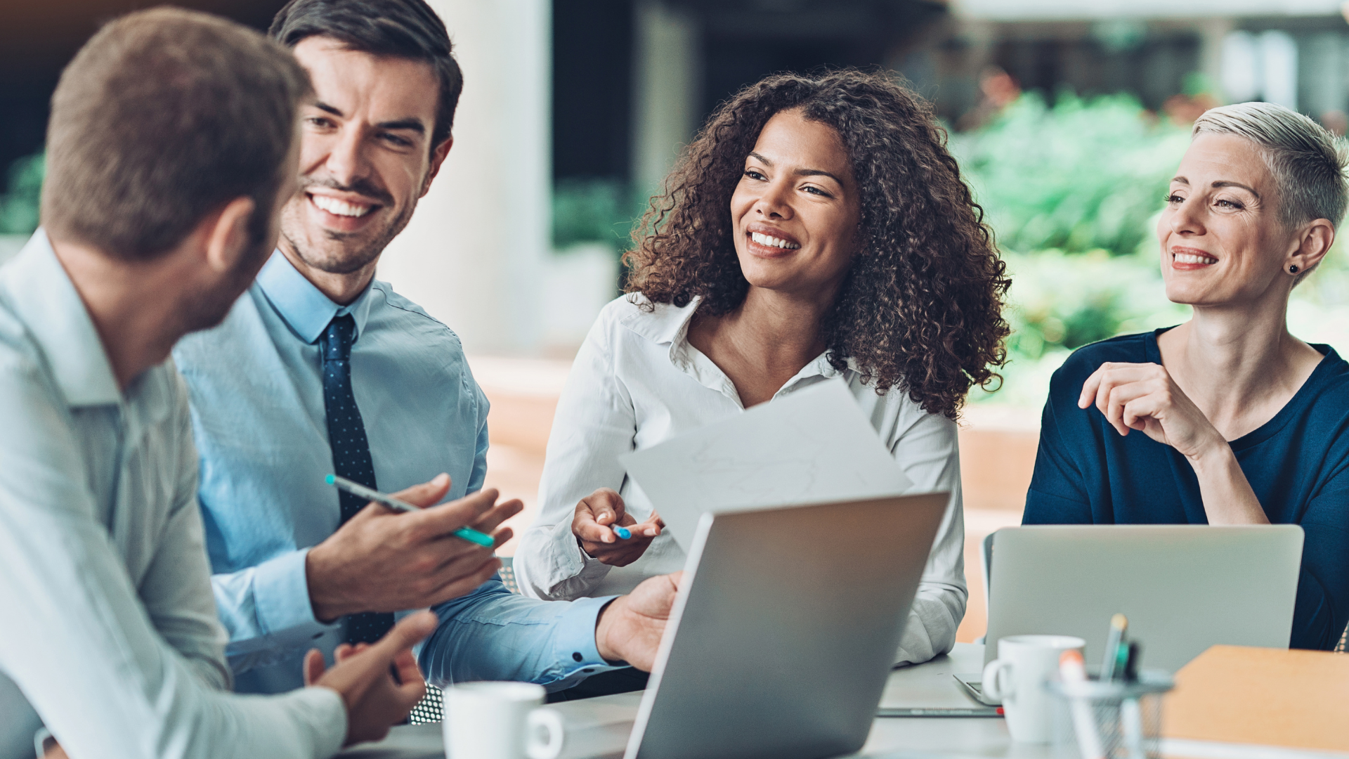 Mastering Client Communication and Transparency in Software Development | Elevator3